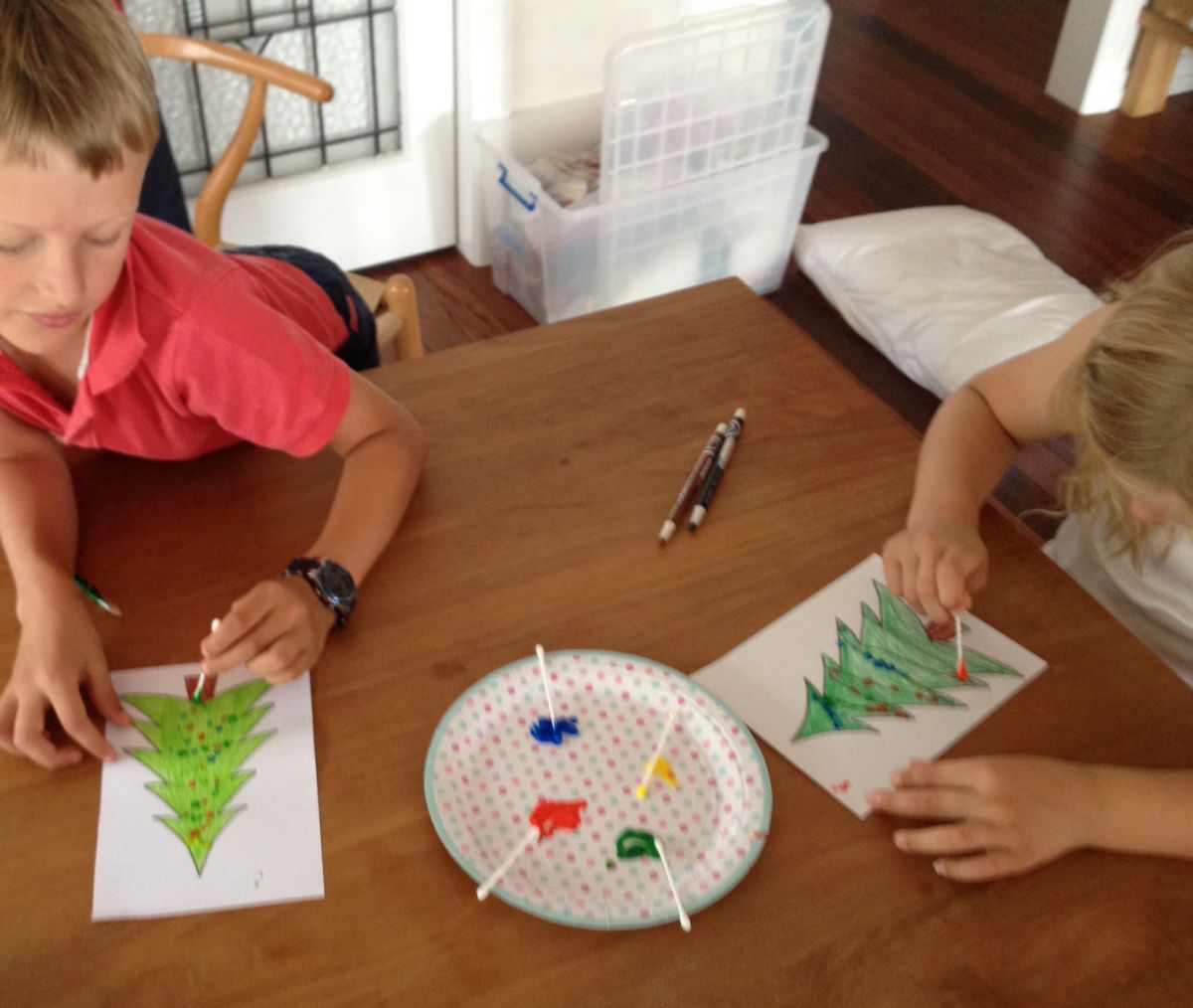 Christmas Tree Craft Using a Cotton Tip - School Mum