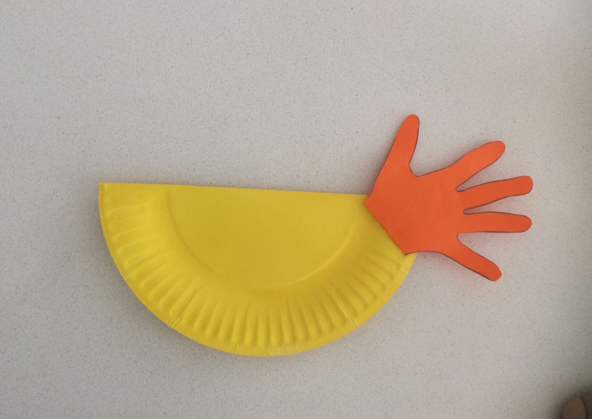 Super Easy Paper Plate Duck Craft - School Mum