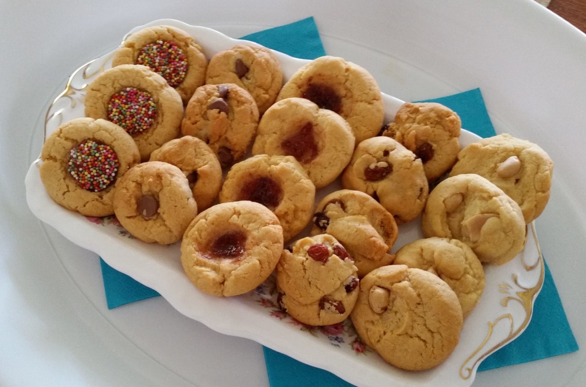 One Biscuit : Five Ways - School Mum