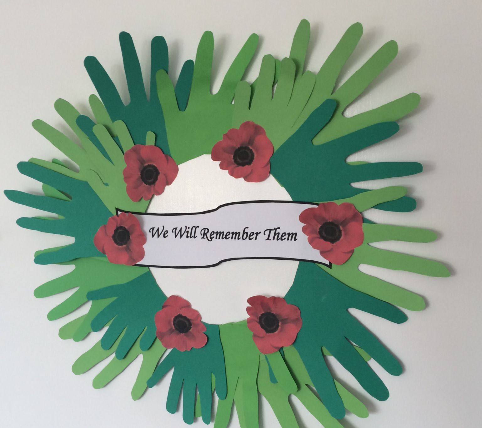 Make A Family ANZAC Day Wreath - School Mum