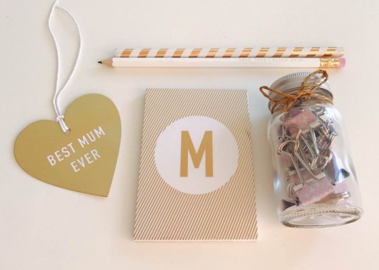 Love In A Jar : A Gorgeous Mother's Day Gift Idea - School Mum